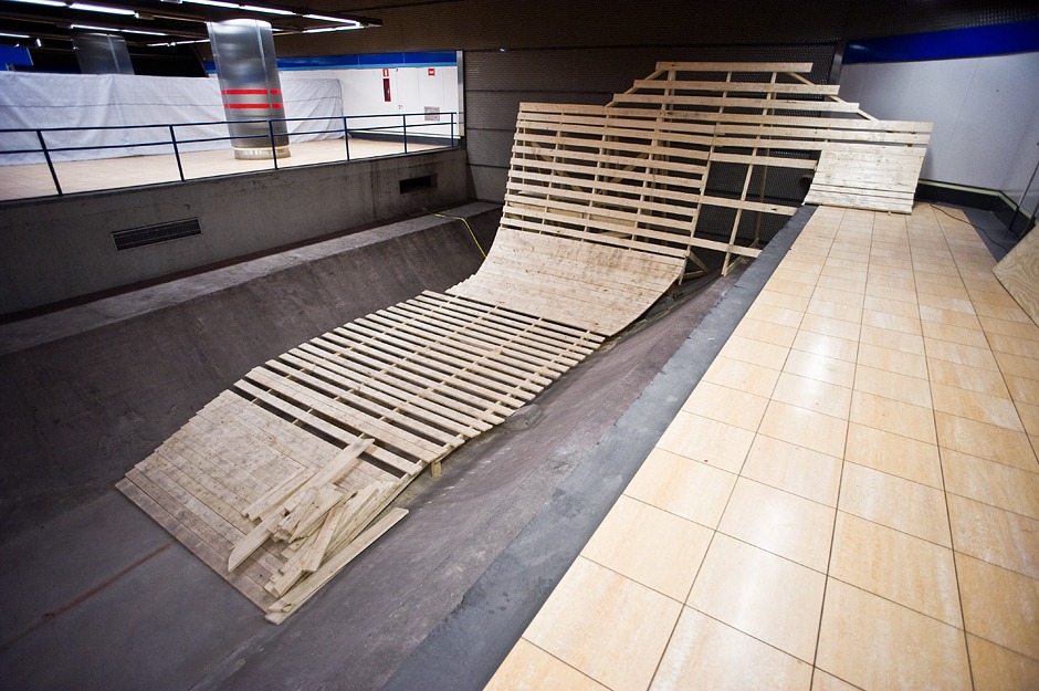 Photo Booth: Red Bull Metro Pipe Build | Page 4 of 1...