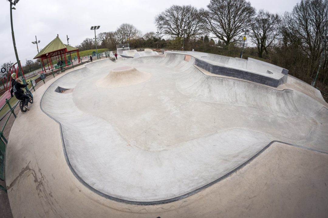 SPOT CHECK: Totton - Bartley Park Skatepark | Ride U...