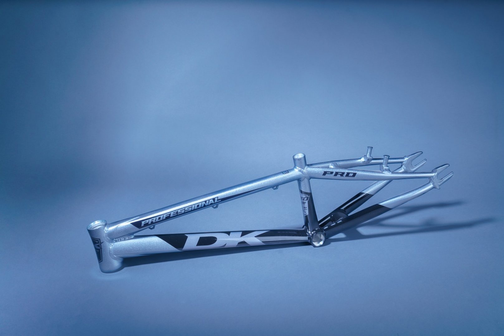 DK – PROFESSIONAL V2 RACE FRAME – REVIEW | Ride ...