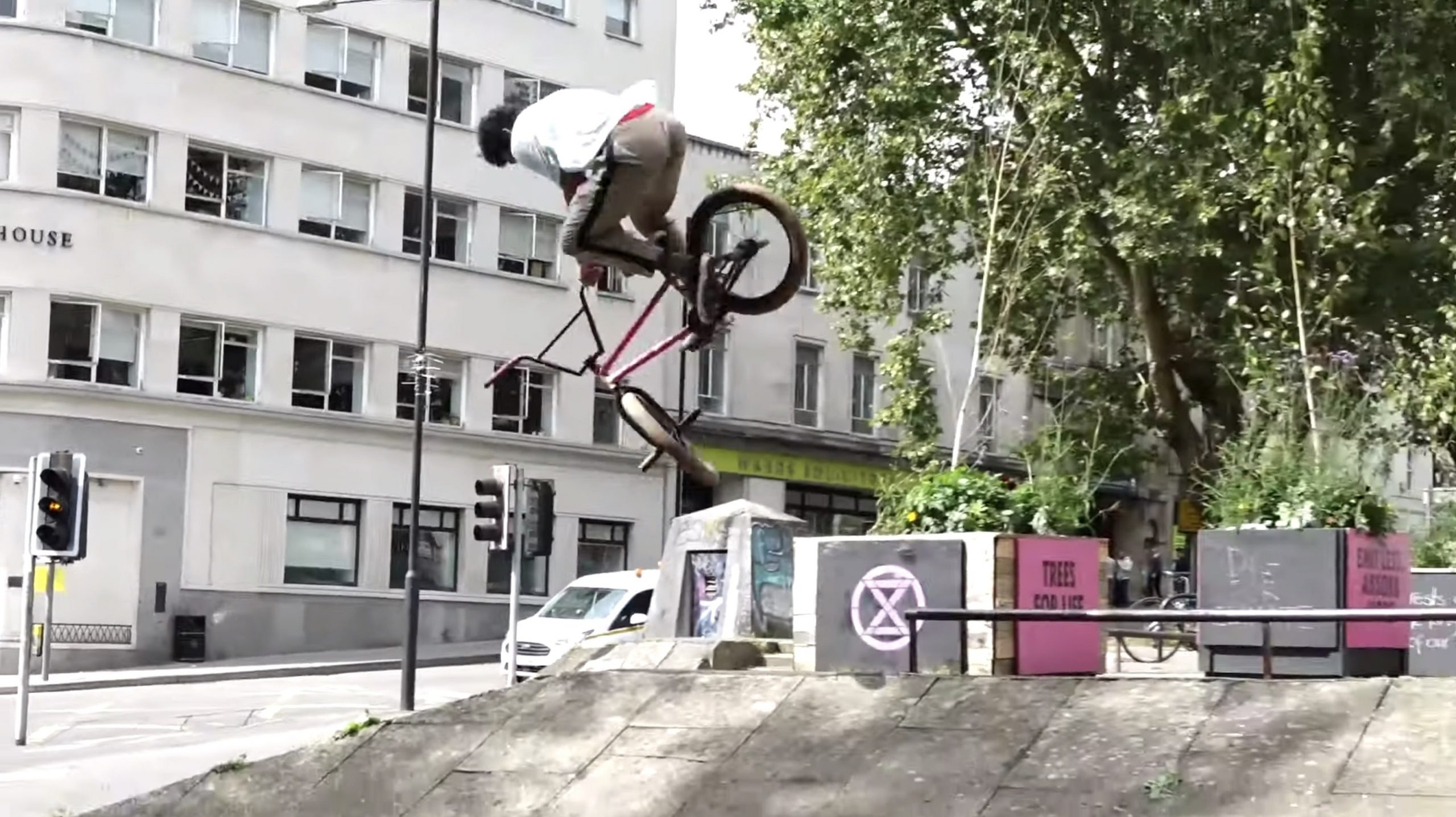 CULT CREW: Cult Does London / UK | Ride UK BMX
