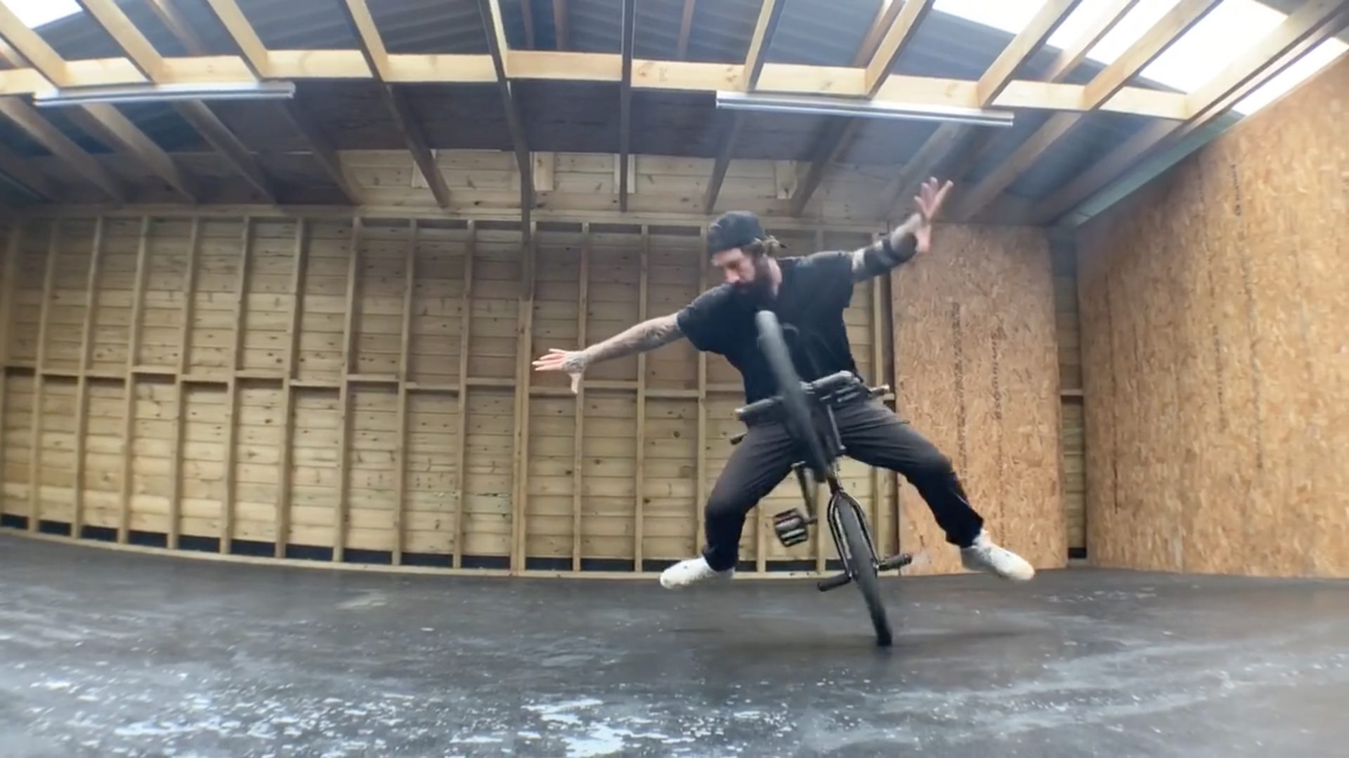 E-FISE 2020: Lee Musselwhite - Flatland Qualifier Vi...